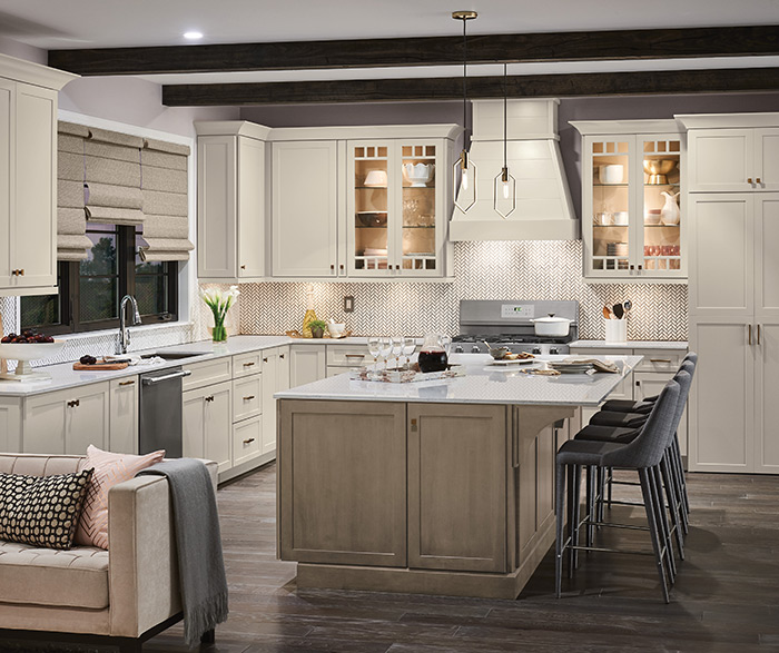 Bryant - Shaker Door Style - Diamond Cabinets